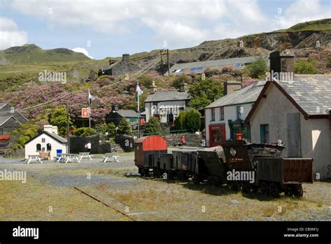 Wales Gwynedd Blaenau Ffestiniog Llechwedd Slate Museum Reconstructed Mining Village Stock