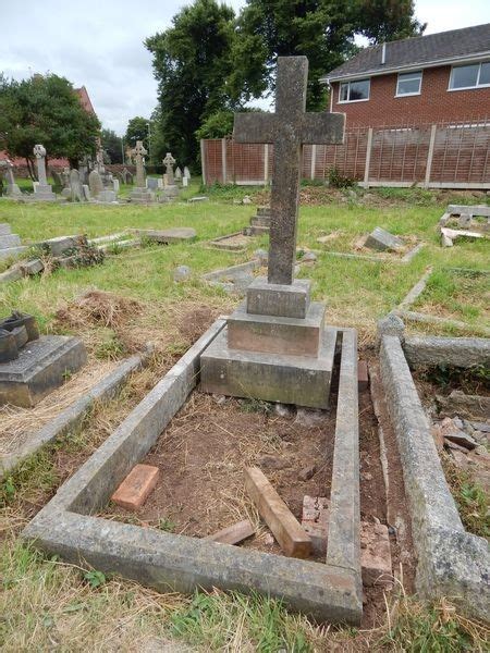 The Colsey Memorial B53 244 Friends Of The Wembdon Road Cemetery