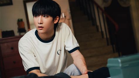 《全明星》黃宏軒愛上哥哥！bl劇親密戲「弄痛邱宇辰」互動曝光了 娛樂星聞