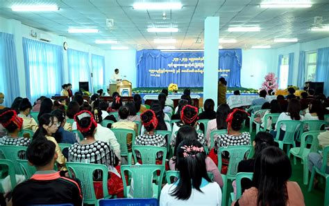 ကချင်ပြည်နယ် တရားလွှတ်တော်တရားသူကြီးချုပ်နှင့် ပြည်နယ်အစိုးရအဖွဲ့ဝင်များ ကွန်ပျူတာတက္ကသိုလ် မြစ