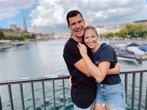 Znana Slovenska Alpska Smučarka Nam Je Razkrila Vse O Romantični Zaroki Vemo Tudi Kdo Bo Na