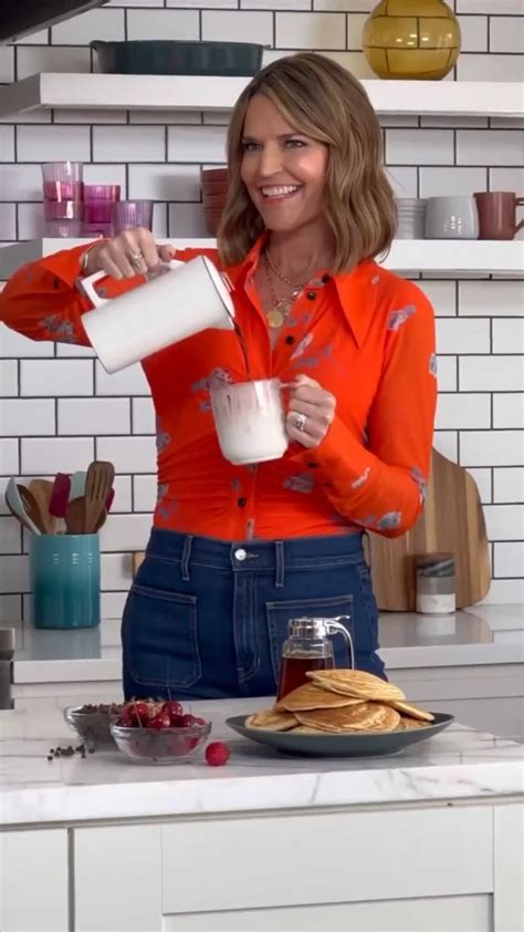 Savannah Guthrie Flaunts Teeny Waist In Body Hugging Jeans And Top As