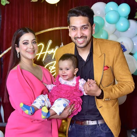 Nihira Aggarwal Youtube