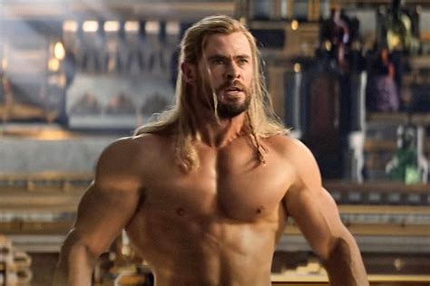 Alan Ritchson Vs Chris Hemsworth Rladyboners