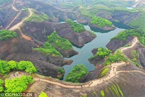 湖南郴州高椅岭丹霞引客来 腾讯新闻