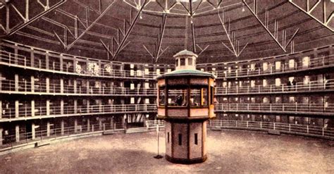 Dünyanın En Kaba Adamı Jeremy Bentham Ve Meşhur Panoptikon Tasarımı