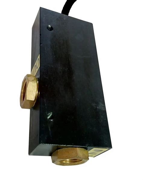 Operating Pressure Max 10 Bar Clear Liquidsair And Gases Bypass Type Flow Switches Contact