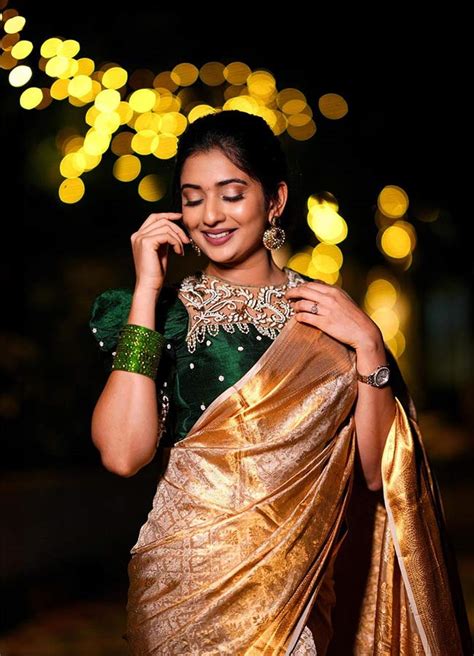 దర్శకుడితో హీరోయిన్ పెళ్లి హాజరైన డీకే శివకుమార్ ఫొటోలు Tharun Sudhir And Sonal Monteiro