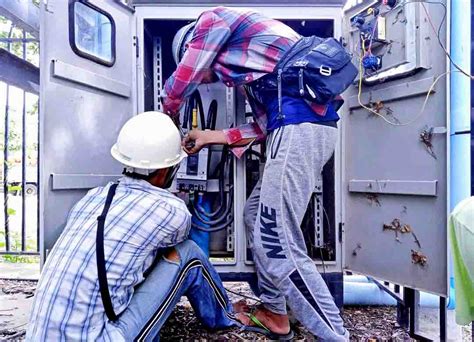 မြို့ပေါ်ရပ်ကွက်နေပြည်သူများ လျှပ်စစ်ဓာတ်အား ပြည့်ဝစွာသုံးစွဲနိုင်ရန