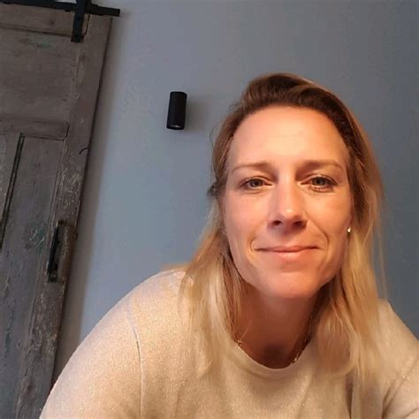 Hester Van Koeveringe Administratief Medewerker Service Bureau Sushi Ran Linkedin