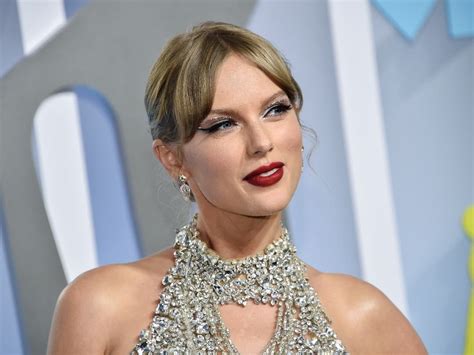 Taylor Swift To Perform Pair Of Soldier Field Eras Shows In 2023 Chicago Il Patch