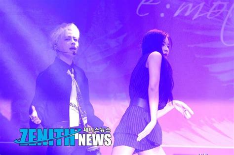 HD스압포토 의진 큐티섹시치명 으지니 춤선에 정신이 흐릿 쇼케이스 제니스글로벌뉴스