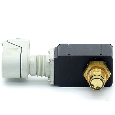 Maschinenteil24 MAHLE Differential Pressure Indicator Buy Online