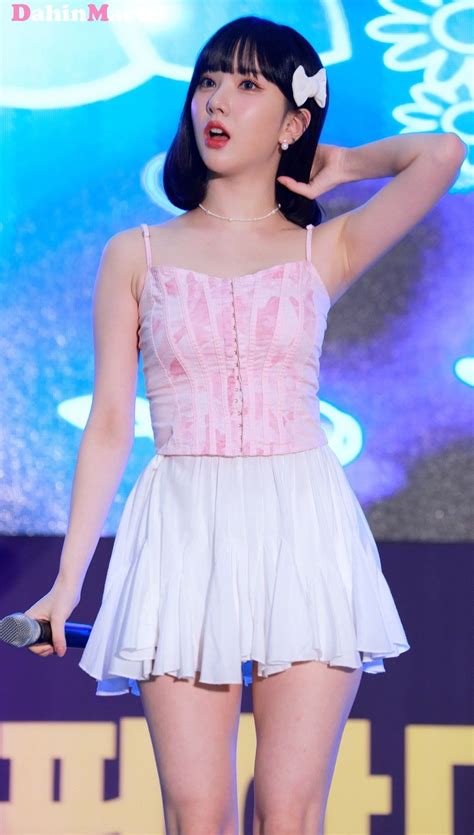 Pin On Kpop Stage Outfits 2