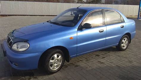 Названо 5 моделей надійних авто які можна купити в Україні до 8000 доларів Автотема