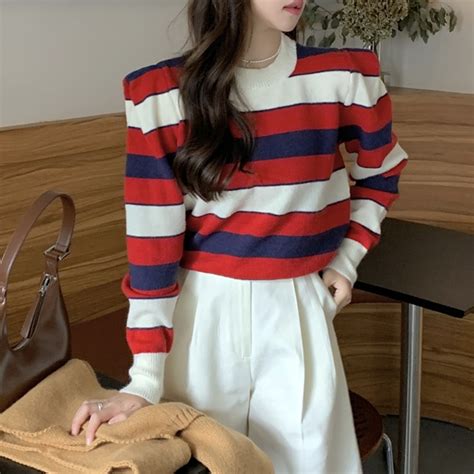 하벨리 라운드넥 배색 스트라이프 패턴 니트 티셔츠 Ag118942