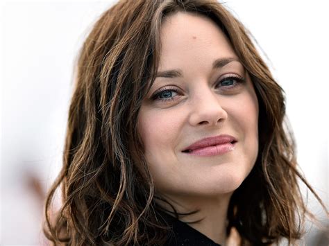 Marion Cotillard Hair Medium Marion Cotillards Lips Has Rattled The