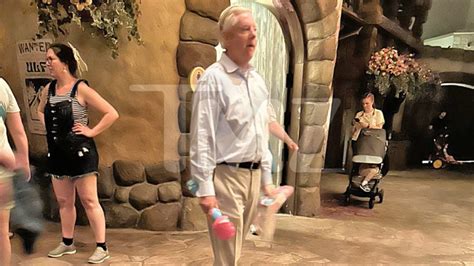 Lindsey Graham Caught Enjoying Disney World — Bubble