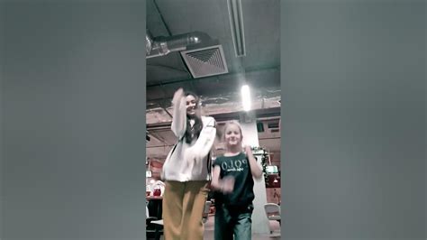 на день рождение сестры Youtube