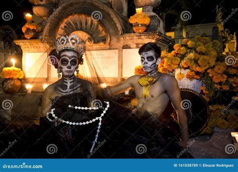 Mexican Catrina And Catrin In A Cementery Editorial Stock Image Image