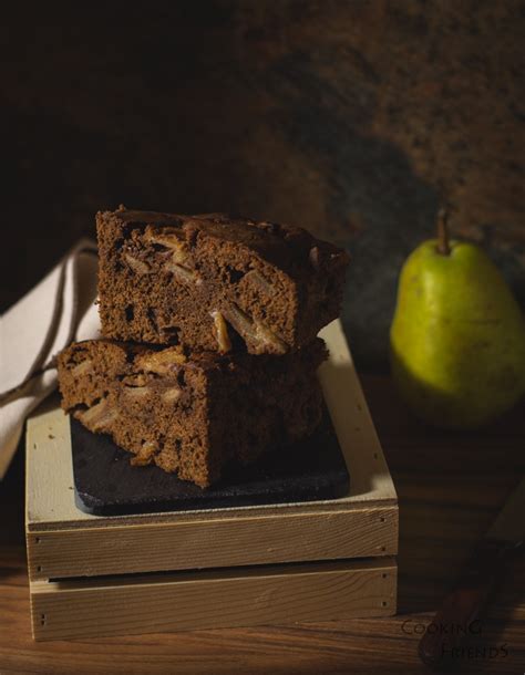 Шоколадов кейк с круши