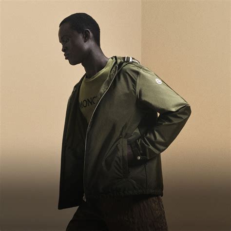 Moncler Singapore Online Shop — Down Jackets Coats And Clothing