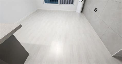 입주청소를 처음 해봤지만 너무 만족스럽고 꼼꼼히 청소해주시고 친철하게 상담해줘서 너무 좋았습니다~ 다음에도 이사할때 또 이용할거같라요 숨고 숨은고수