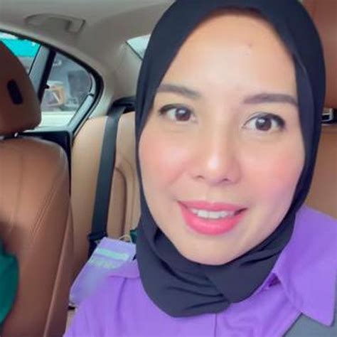 7 Potret Transformasi Tya Ariestya Kini Tampil Berhijab Didoakan
