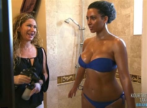 Kim Kardashian Trying To Dye Her Skin Black