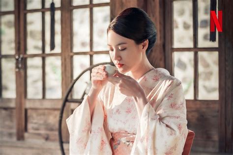 더쿠 박서준x한소희 주연 넷플릭스 드라마 스틸컷 