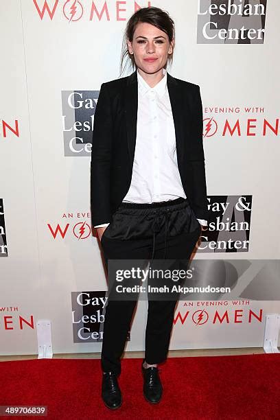 Clea Duvall Lesbian Photos And Premium High Res Pictures Getty Images