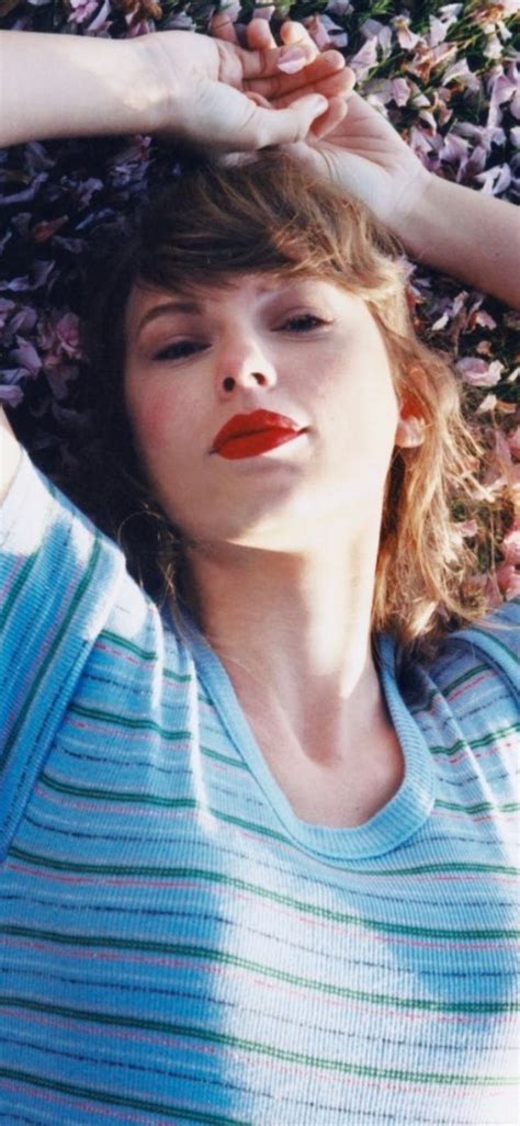 Pin By Tswiftenthusiast On Taylor Swift Wallpapers Taylor Swift