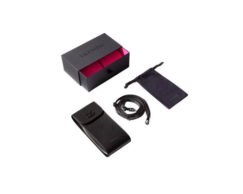 Sunglasses Valentino I Frame Color Black