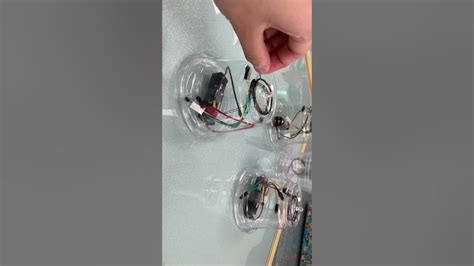 전자기 유도 현상 무선 충전 원리 물리 실험 Shorts Science Youtube