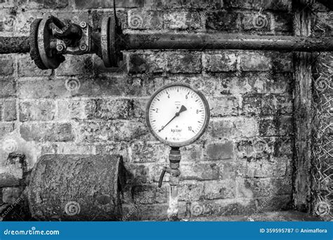 Pressure Manometer For Measuring Installed In Water Or Gas Systems