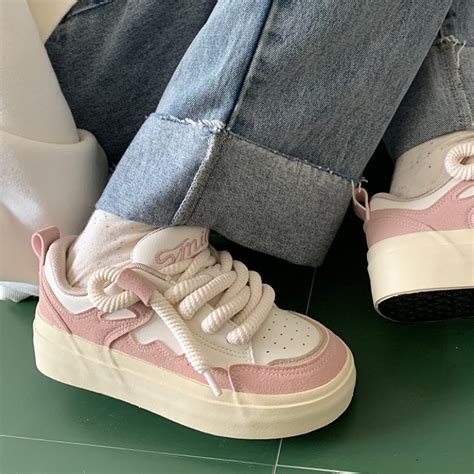 웨어블라썸🌸180차 시작🌸 On Twitter Rt Wearblossom Rt추첨 🌸로프빵 통굽 운동화🌸 두툼한 로프 신발끈이 매력적인 운동화에요 너무