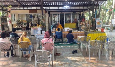 รวมรูปภาพของ พระพยอม ติงแรงพระสงฆ์ลามก ชวนญาติโยมขัดจรวด ถ้าบวชแล้วดี