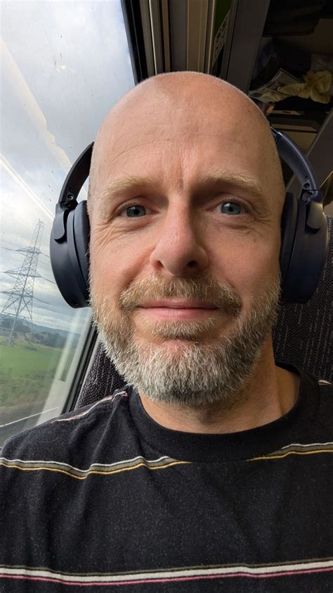 Skout The B2b Agency Pr And Marketing On Linkedin Working Remotely