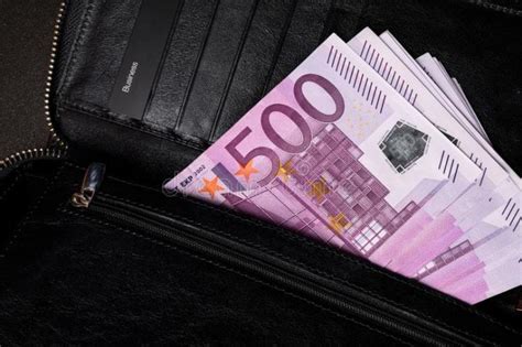 Три знаци ги чека парична добивка на почетокот на 2022 година Дали сте меѓу нив