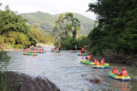 哈溪旅游景点 天祝哈溪景点 天祝哈溪镇的风景 大山谷图库