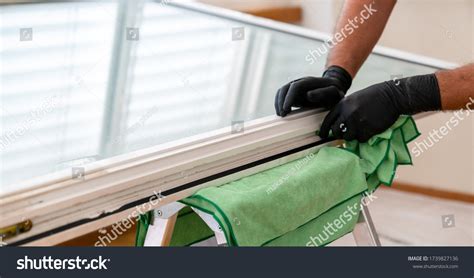 7 296 Window Frame Cleaning Images Stock Photos Vectors Shutterstock