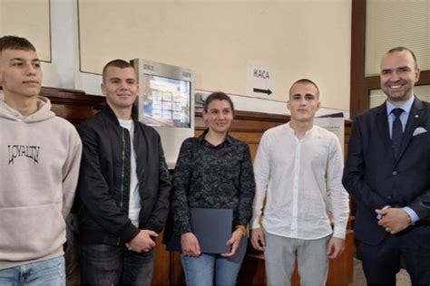 Община Кюстендил въведе система за обратна връзка с гражданите