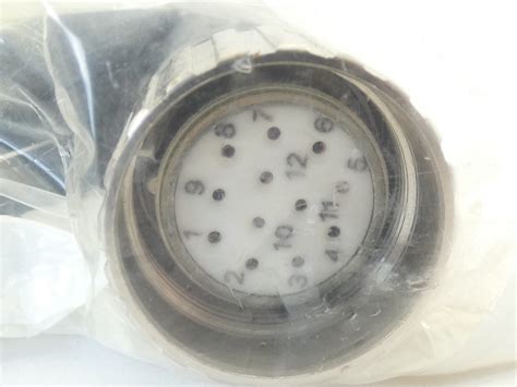 Mencom MCVP 12FP 2M Cordset 300V 6A 2A GPM Surplus