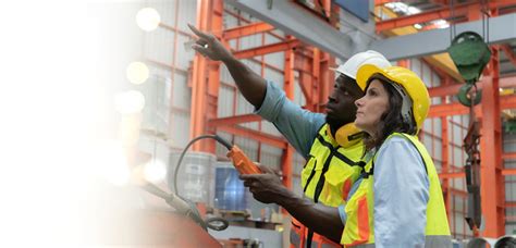 실제 작업을 수행하여 엔지니어 교육 전문 엔지니어 기계 유지 보수 품질 관리 25 29세에 대한 스톡 사진 및 기타 이미지 25 29세 2명 30 34세 Istock