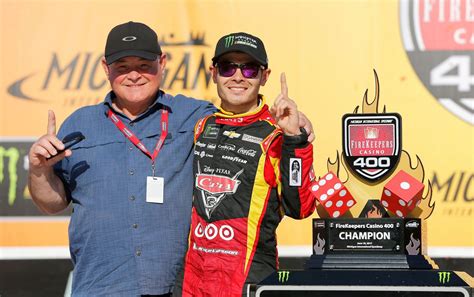 Kyle Larson 2025 Wife Net Worth Tattoos Smoking And Body Facts Taddlr