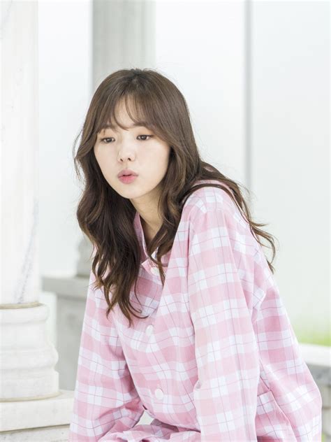 Chae Soo Bin 채수빈 한국 여배우 여자들 아름다운 여성
