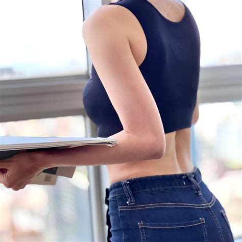 어깨교정밴드 바른자세습관 잡아주는 바디로직 자세교정브라 네이버 블로그