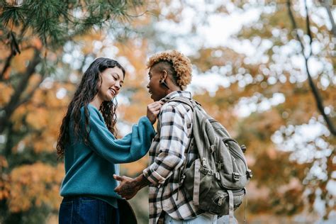 The Flirty Text Formula How To Keep Her Hooked All Day Part 1