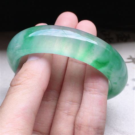 收藏级翡翠冰玻种翠绿正圈手镯51mm 翡翠王朝