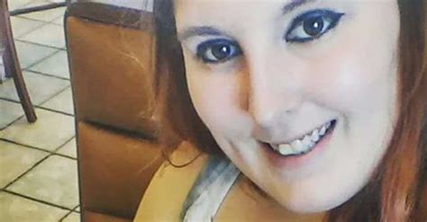 Stranger Compliments Mom Breastfeeding In Public Popsugar Family